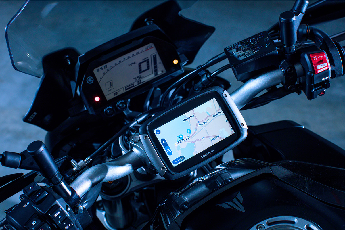 Yamaha_MT10Tiouringdetail_B - Actu Moto
