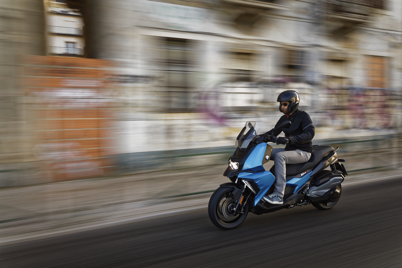 Le C 400 X, un nouveau scooter BMW typé GS - Actu Moto