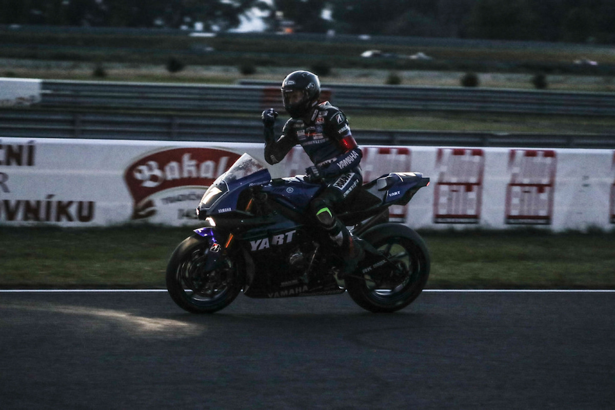 Les Yamaha Du Yart Et Du Gmt 94 Dominent Les 8h Du Slovakia Ring Le
