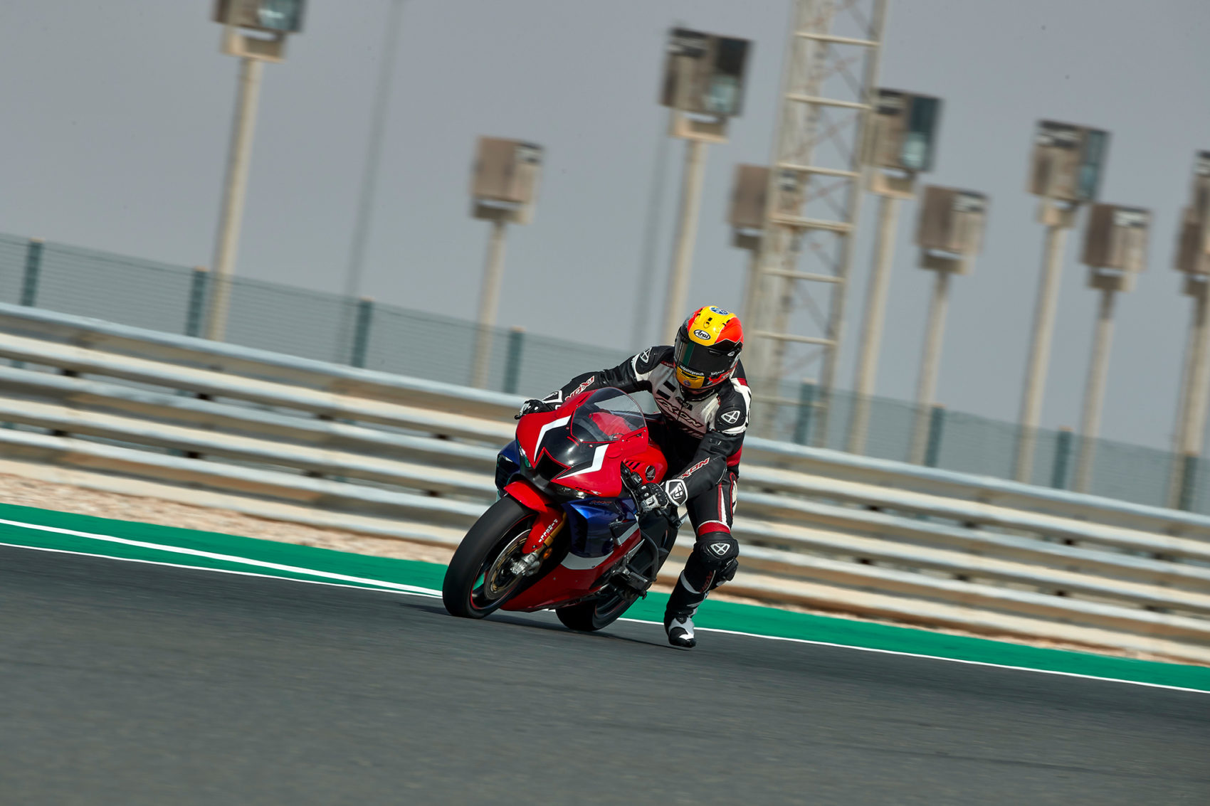 La nouvelle Honda Fireblade "triple R" est faite pour la piste - Actu Moto