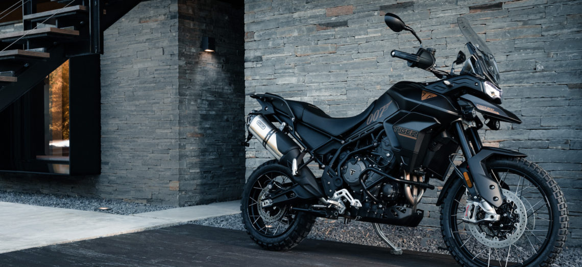 Après le Scrambler 1200 Bond Edition, Triumph annonce une Tiger 900 007 ...
