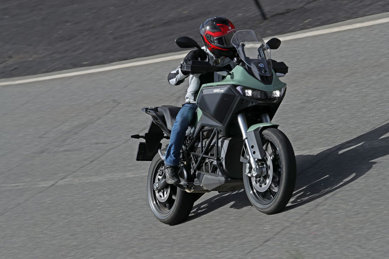 Zero_DSRX_2022_small_dynamic_02 - Actu Moto