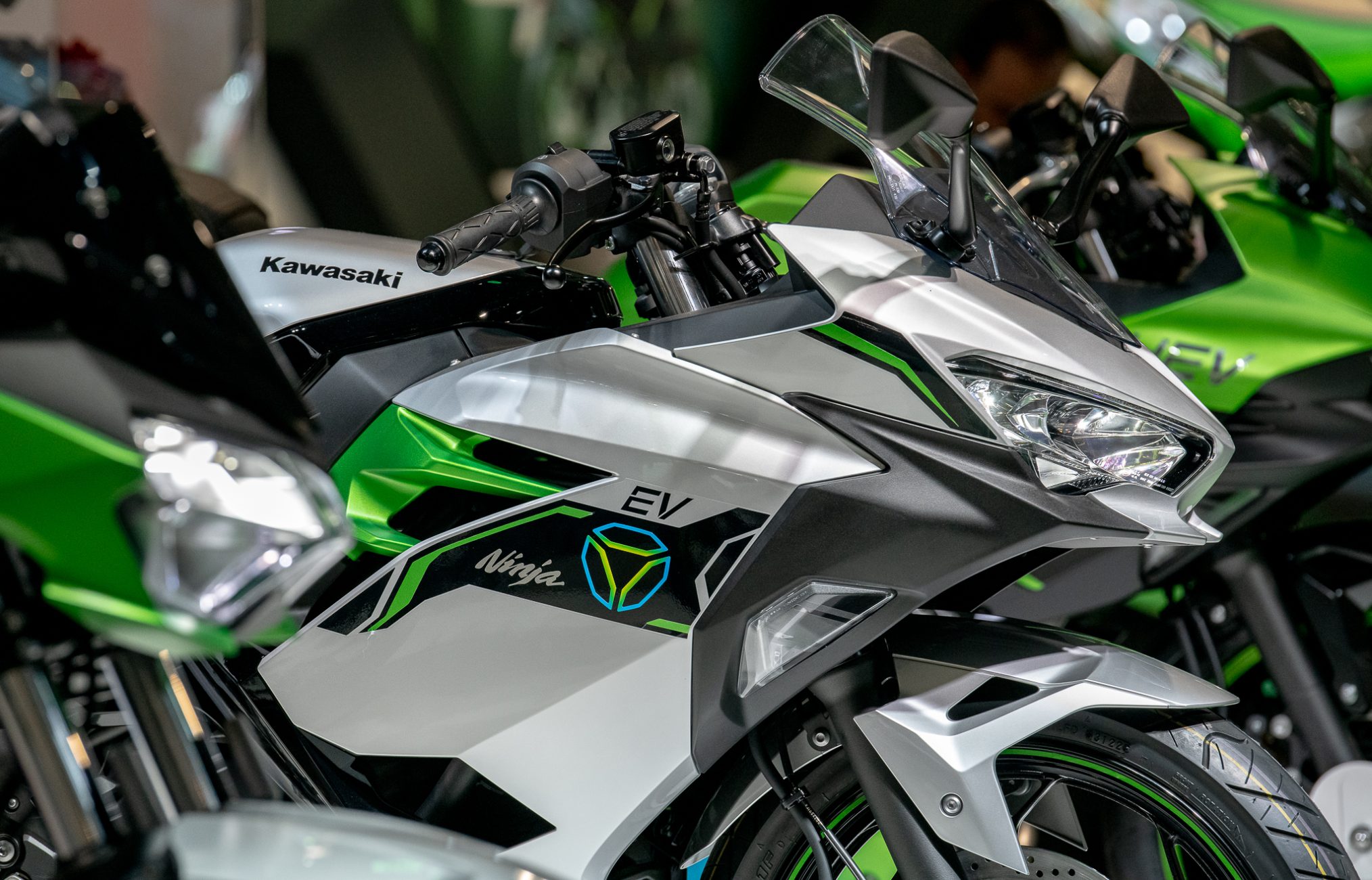 Kawasaki Ninja HEV Eicma 2023 ActuMoto.ch ©Mathias Deshusses-5 - Actu Moto