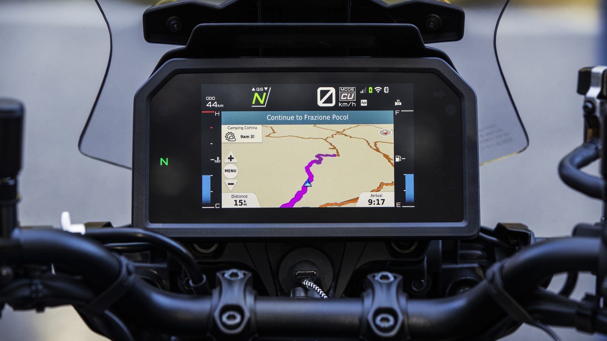 Nouveau – Le régulateur de vitesse adaptatif sur la Yamaha Tracer 9GT ...