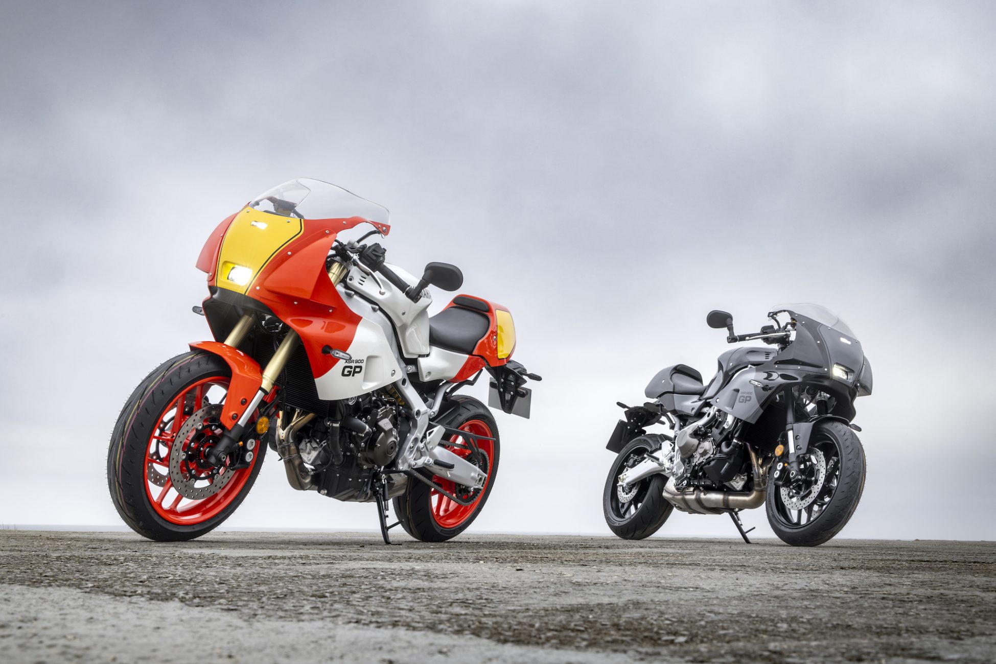 Yamaha_XSR900GP_2024_Family_019_actumoto - Actu Moto Yamaha_XSR900GP_2024_Family_019_actumoto - Actu Moto