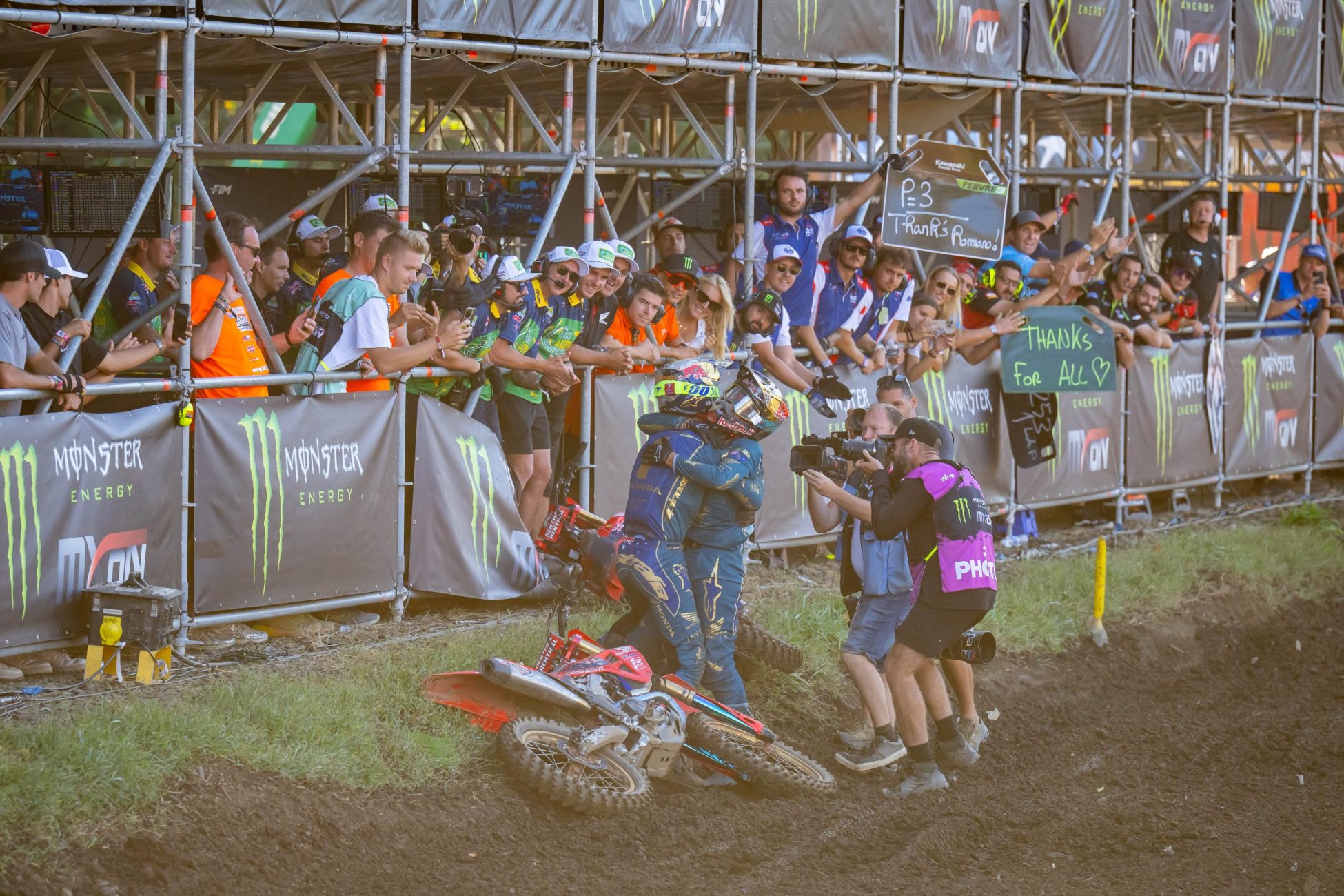 MXoN_2025_Ironman_R_Hunter-Jett-Lawrence_Australia_Bavo_actumoto_6379 ...